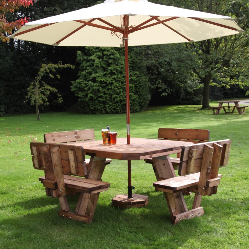Square 8-Seater Picnic Table with Backrests - Woodberry