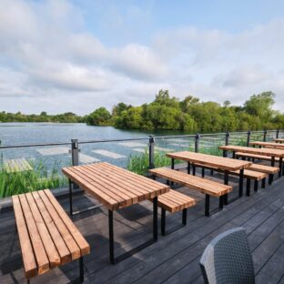 Chichester Lakeside - Woodberry