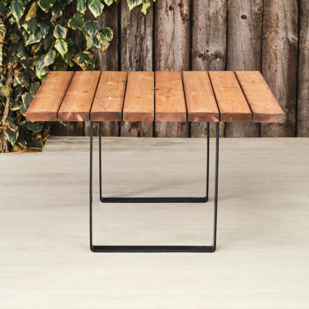 Commercial Outdoor Tables & Benches Discovery Range | Pubs & Bars