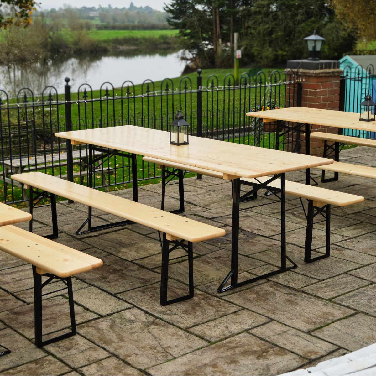 Collapsible Bierkeller Table & Benches Set - Woodberry