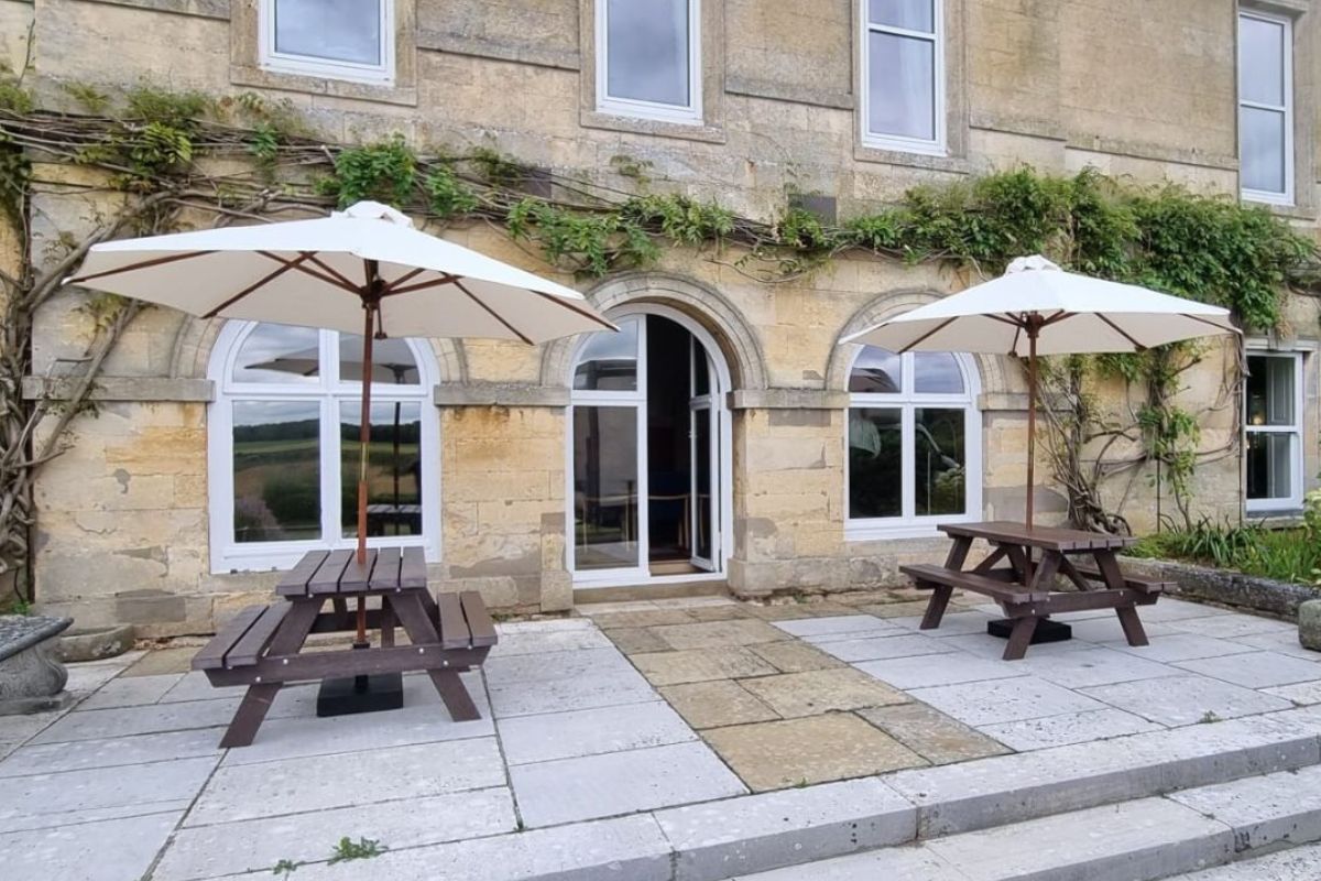 Commercial Recycled Plastic Outdoor Furniture - Woodberry