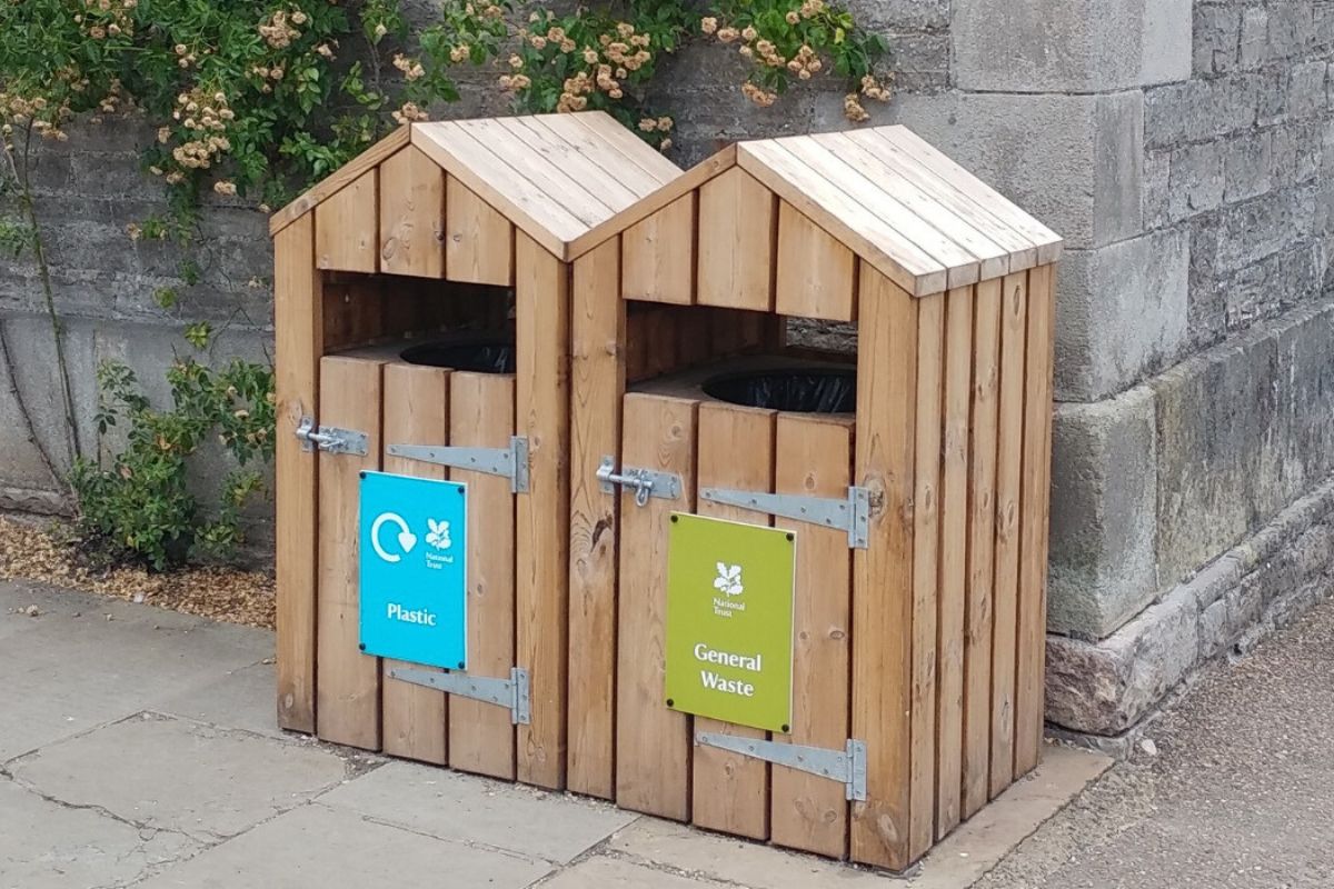 Litter Bins | Holiday Parks, Tourist Attractions, Golf Clubs