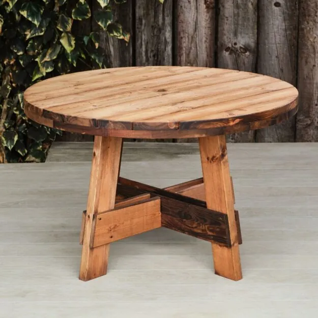 Chunky Wooden Round Dining Table - Stirling Range - Woodberry